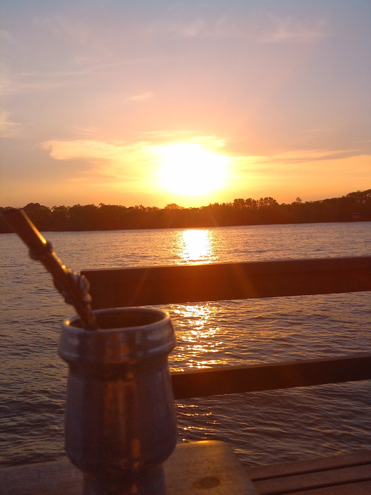 Mapas del Delta Tigre: Mate y atardecer en el Delta del Parana